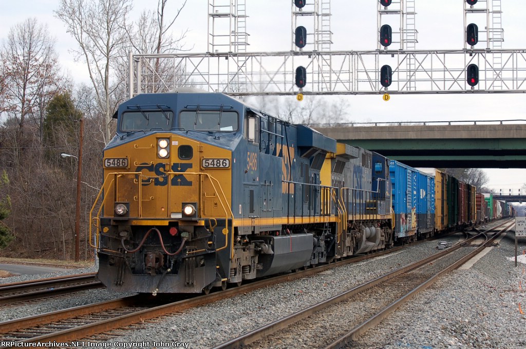 CSXT 5486(ES44DC) & CSXT 75(AC44CW)